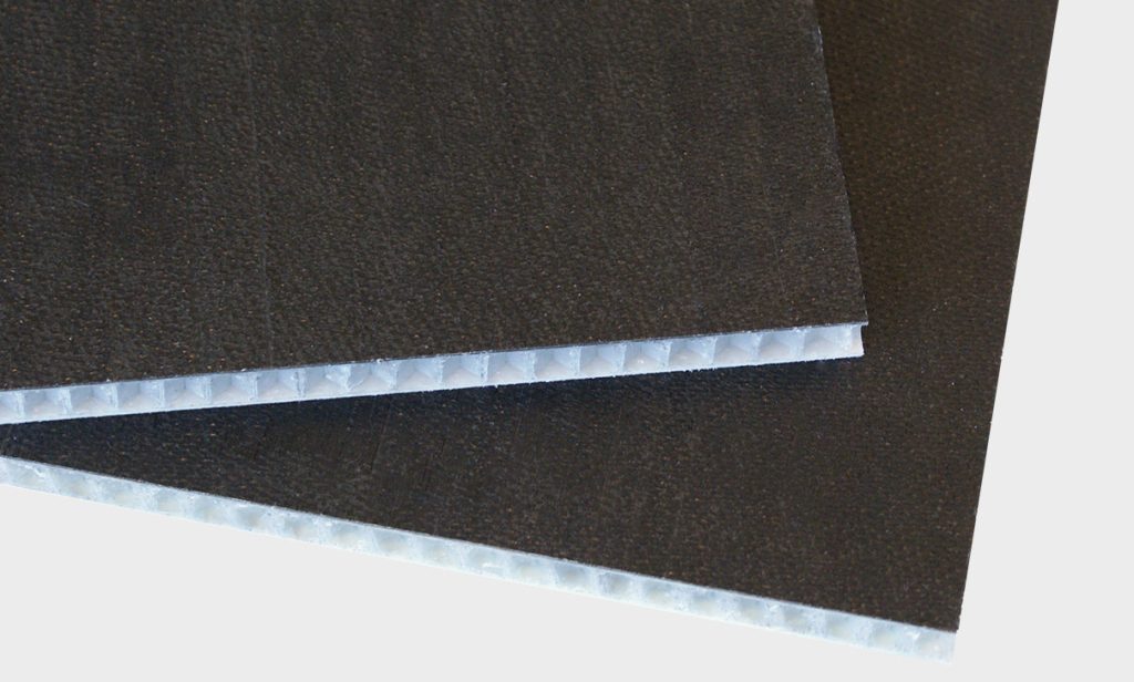 Trailerbund L: 2600 x B: 1550 x H: 10,5 mm - Plastgrossisten